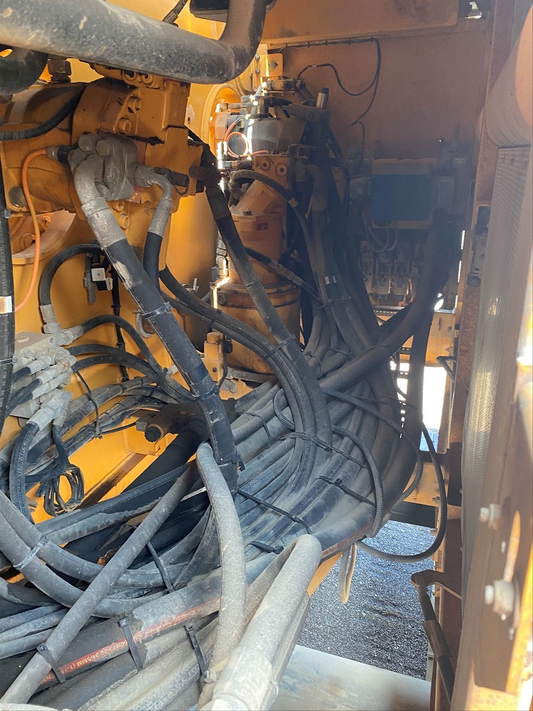 Liebherr HS855 HD for sale | Used Liebherr HS855 HD Crawler Cranes for ...