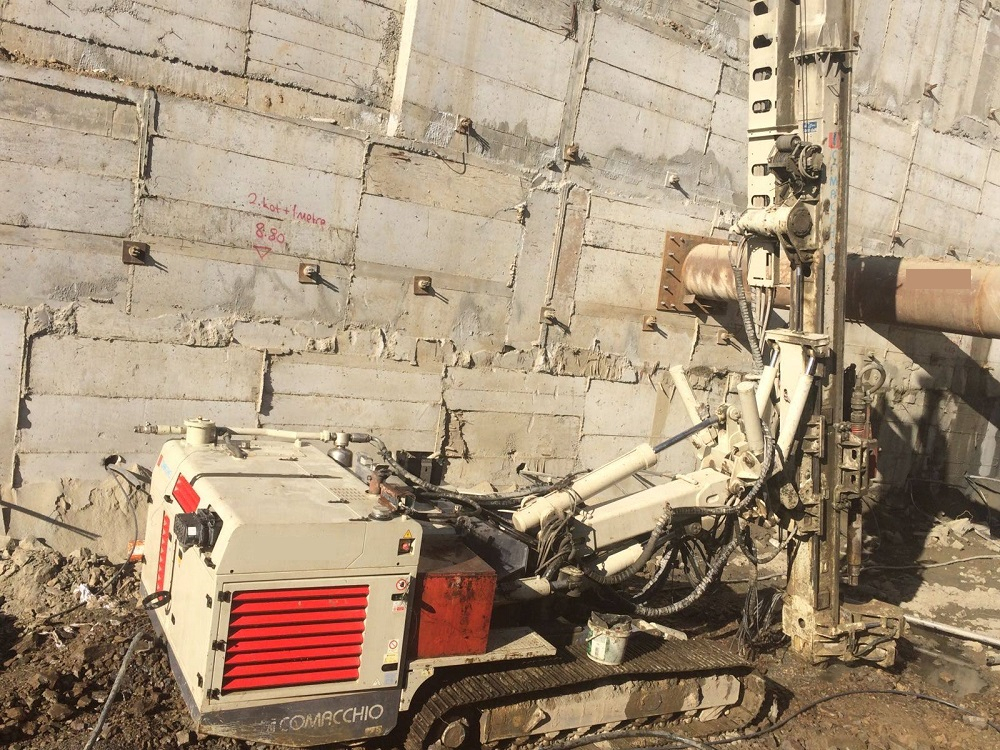 Comacchio MC15 for sale | Used Comacchio MC15 Mini Piling / Anchoring ...