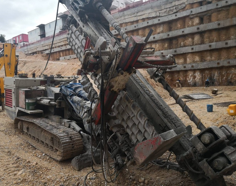 Comacchio MC15 for sale | Used Comacchio MC15 Mini Piling / Anchoring ...