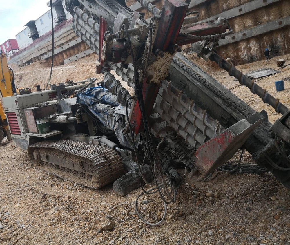 Comacchio MC15 for sale | Used Comacchio MC15 Mini Piling / Anchoring ...