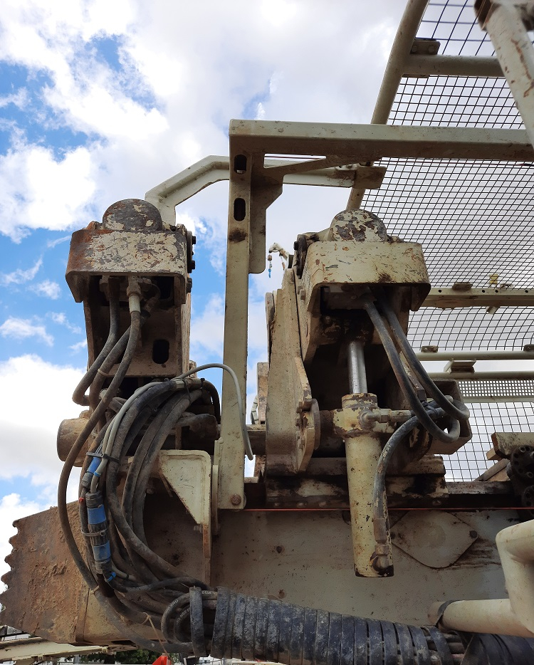 Comacchio MC15 for sale | PF 39071 | Used Comacchio MC15 Mini Piling ...