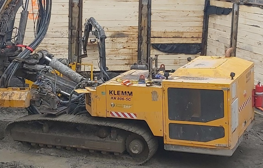Klemm KR 806-5G for sale | PF 39661 | Used Klemm KR 806-5G Mini Piling ...