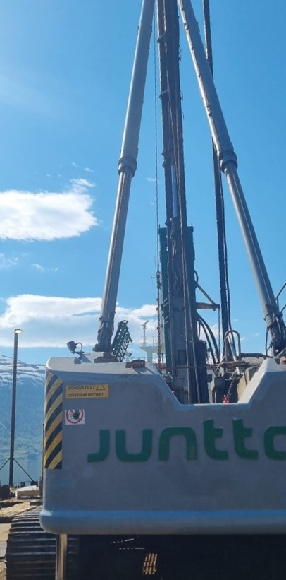 Junttan PMX28 for sale | PF 39981 | Used Junttan PMX28 Hammer Piling ...