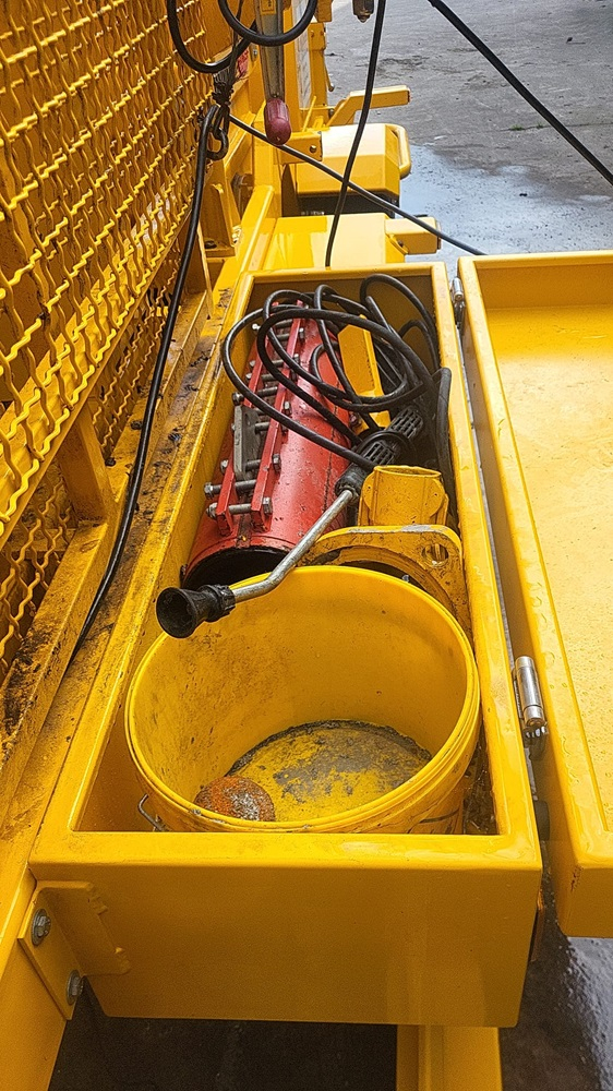 Bunker B100XP for sale | PF 39742 | Used Bunker B100XP Piling ...