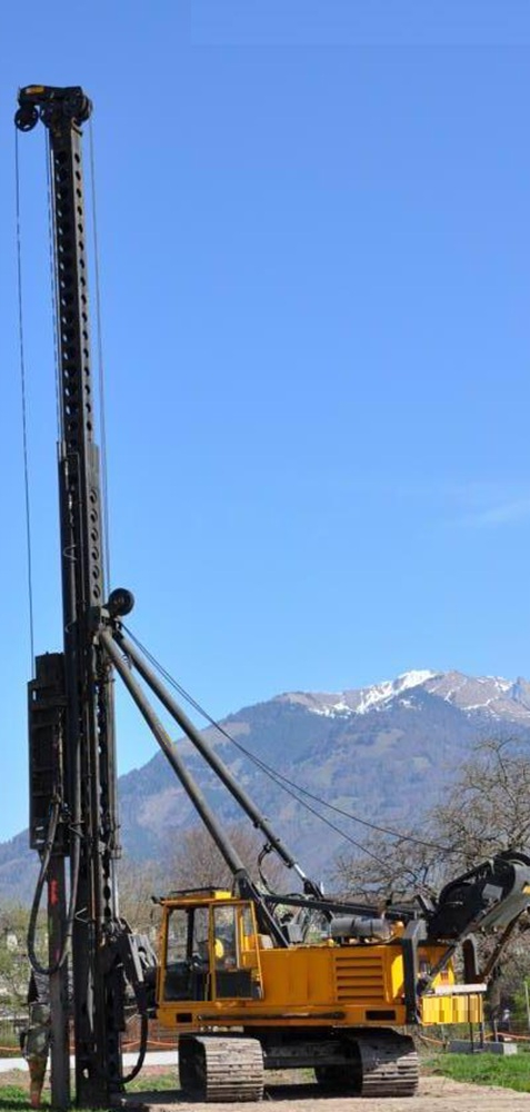 Banut 700 for sale | PF 40623 | Used Banut 700 Hammer Piling Rigs ...