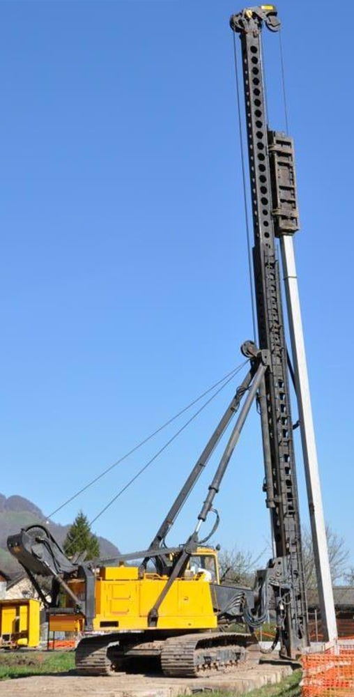 Banut 700 for sale | PF 40623 | Used Banut 700 Hammer Piling Rigs ...
